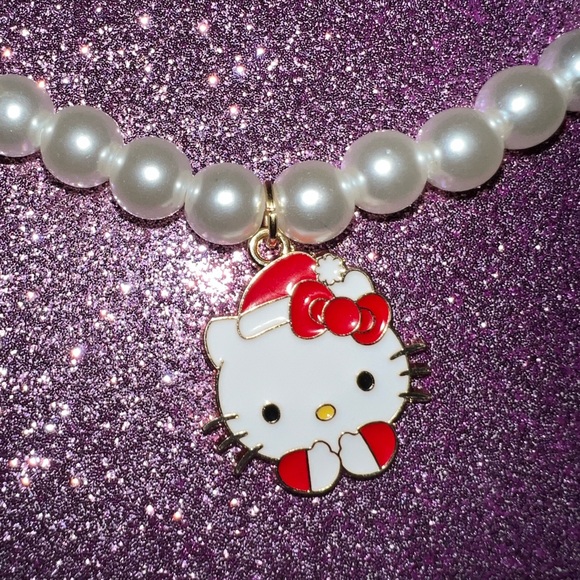 Hello Kitty | Jewelry | Hello Kitty Pearl Necklace | Poshmark